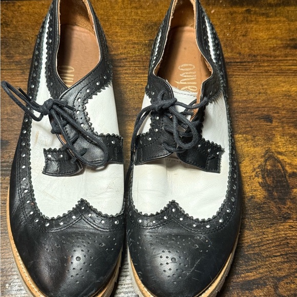 ovye | Shoes | Ovy Wingtip Oxford Platform Shoes Black White | Poshmark